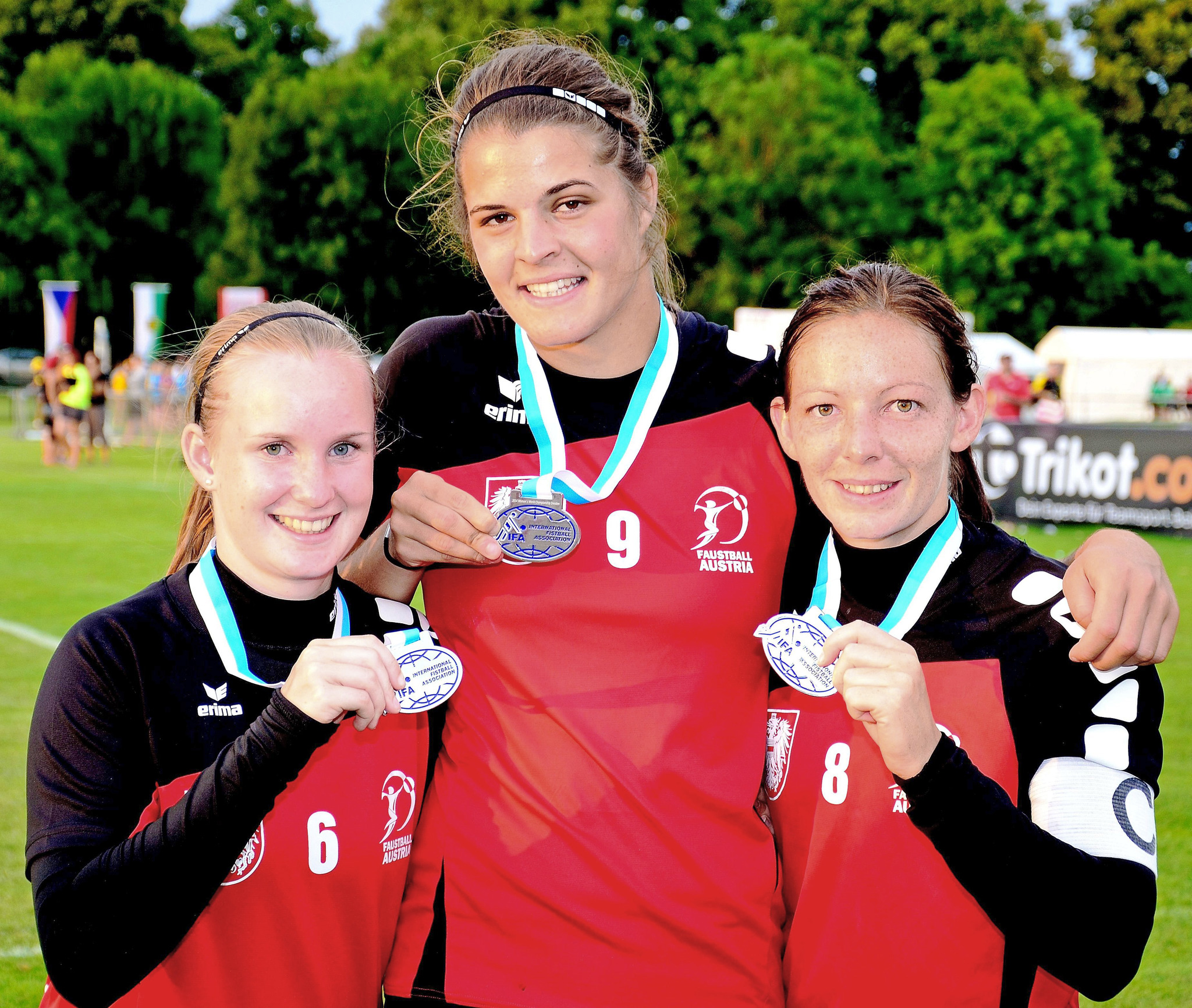 WM Silbermedaille für Faustball Damen - Rohrbach