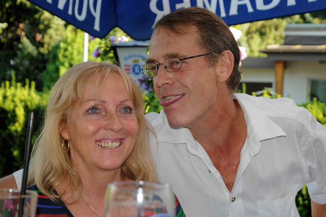 "BEZIEHUNGEN" mit Berend SCHABUS im Cafe HELGA - Klagenfurt