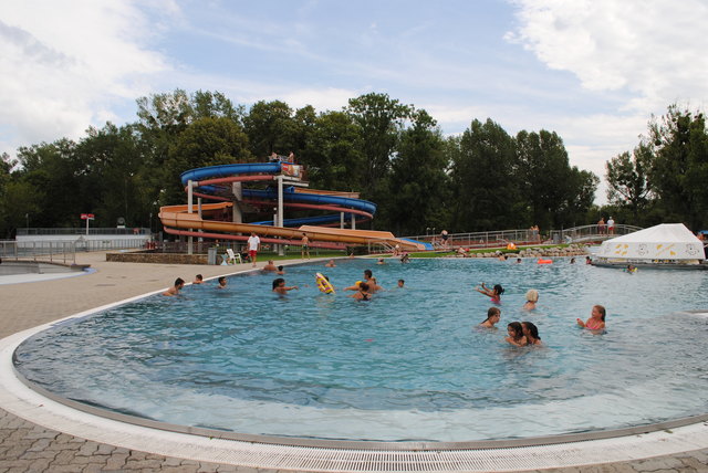 Das Leopoldstädter Stadionbad im ultimativen Bädercheck - Leopoldstadt
