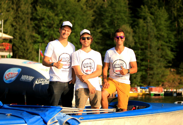 BLOB® Show im weltberühmten Swimming Pool - Krems