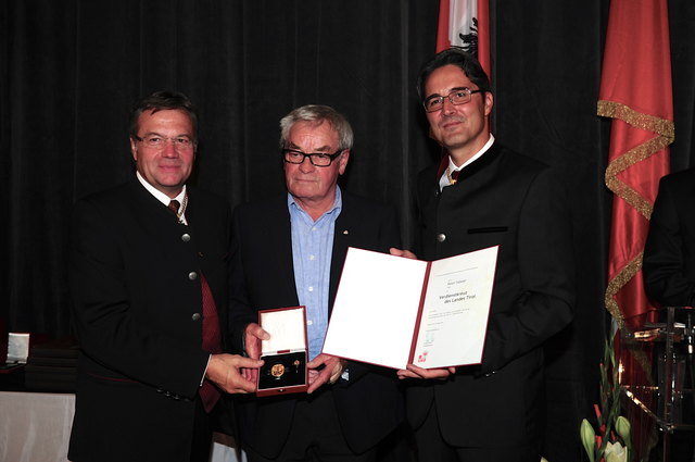 Land Tirol ehrte verdiente Persönlichkeiten am Hohen Frauentag - Imst