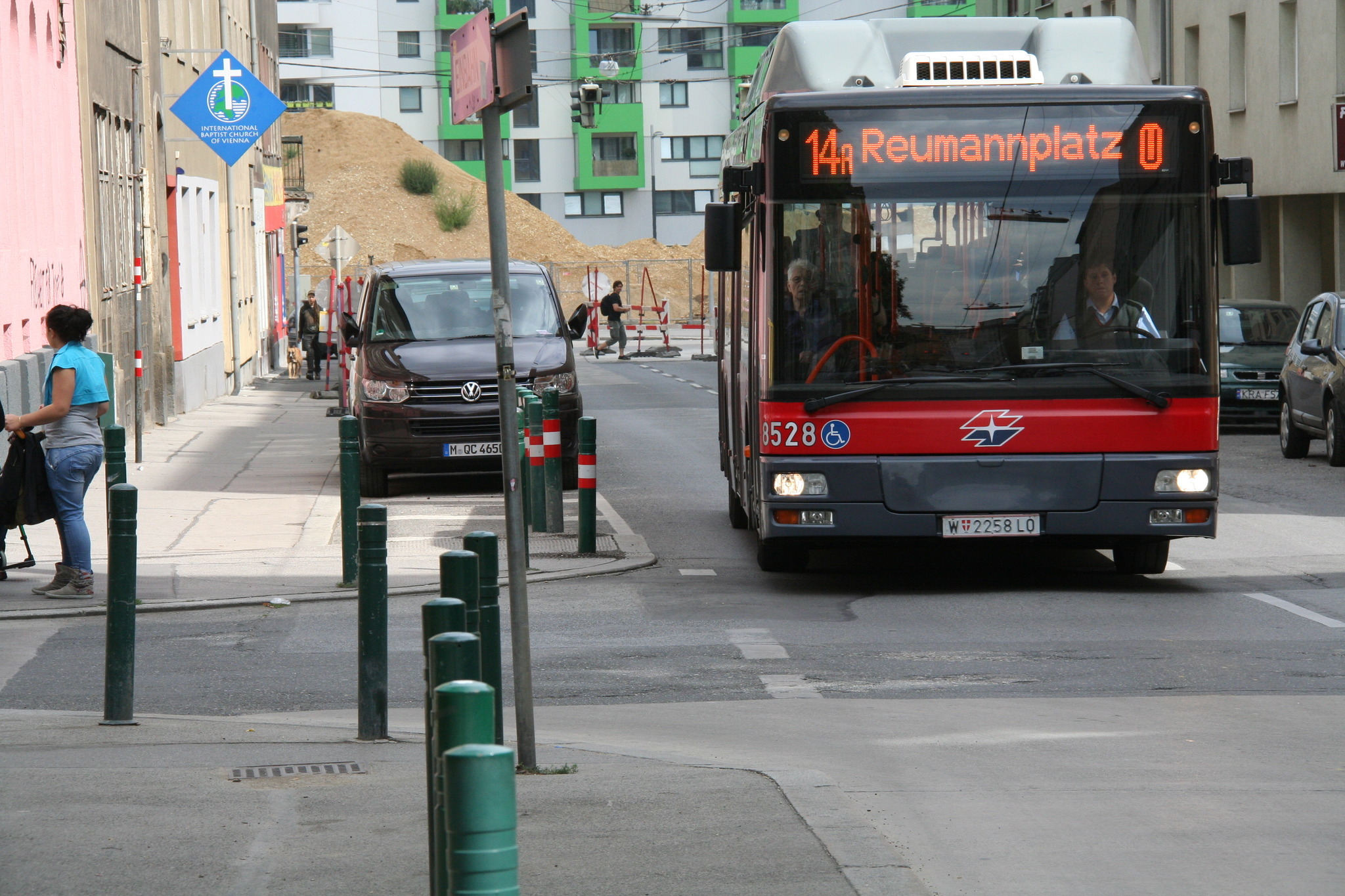 Favoriten: Neue Haltestellen für den Bus 14A - Favoriten