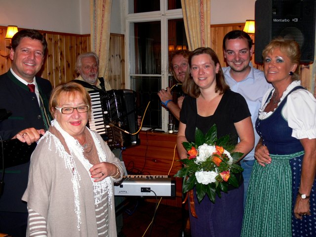 und die Musi spielt dazu!" - Baden