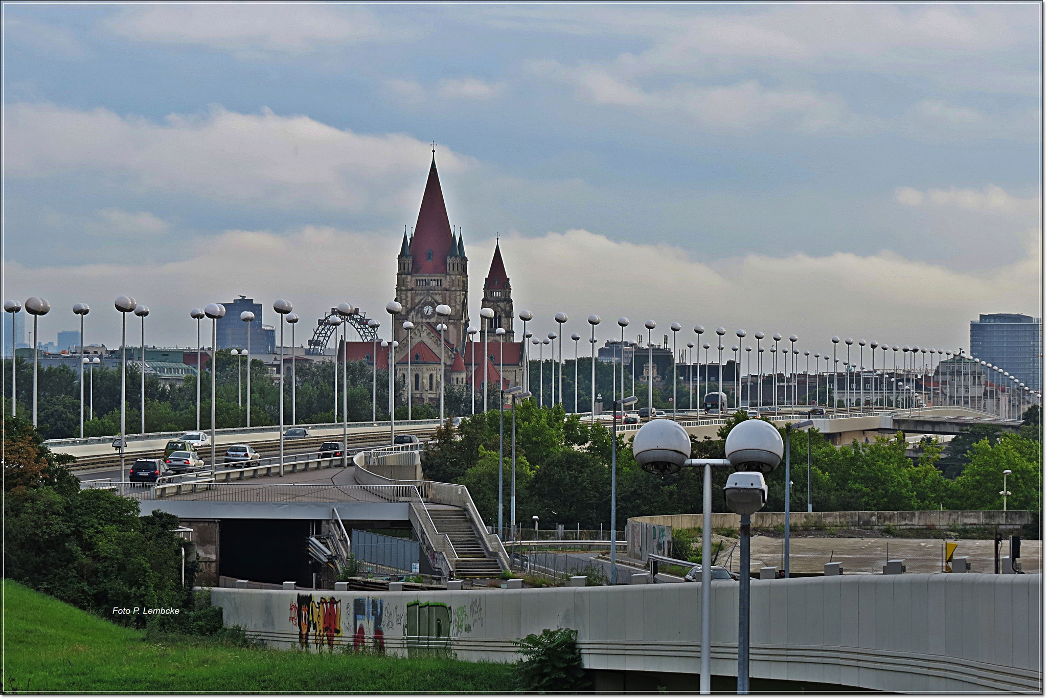 Blick auf die Reichsbrücke - Brigittenau