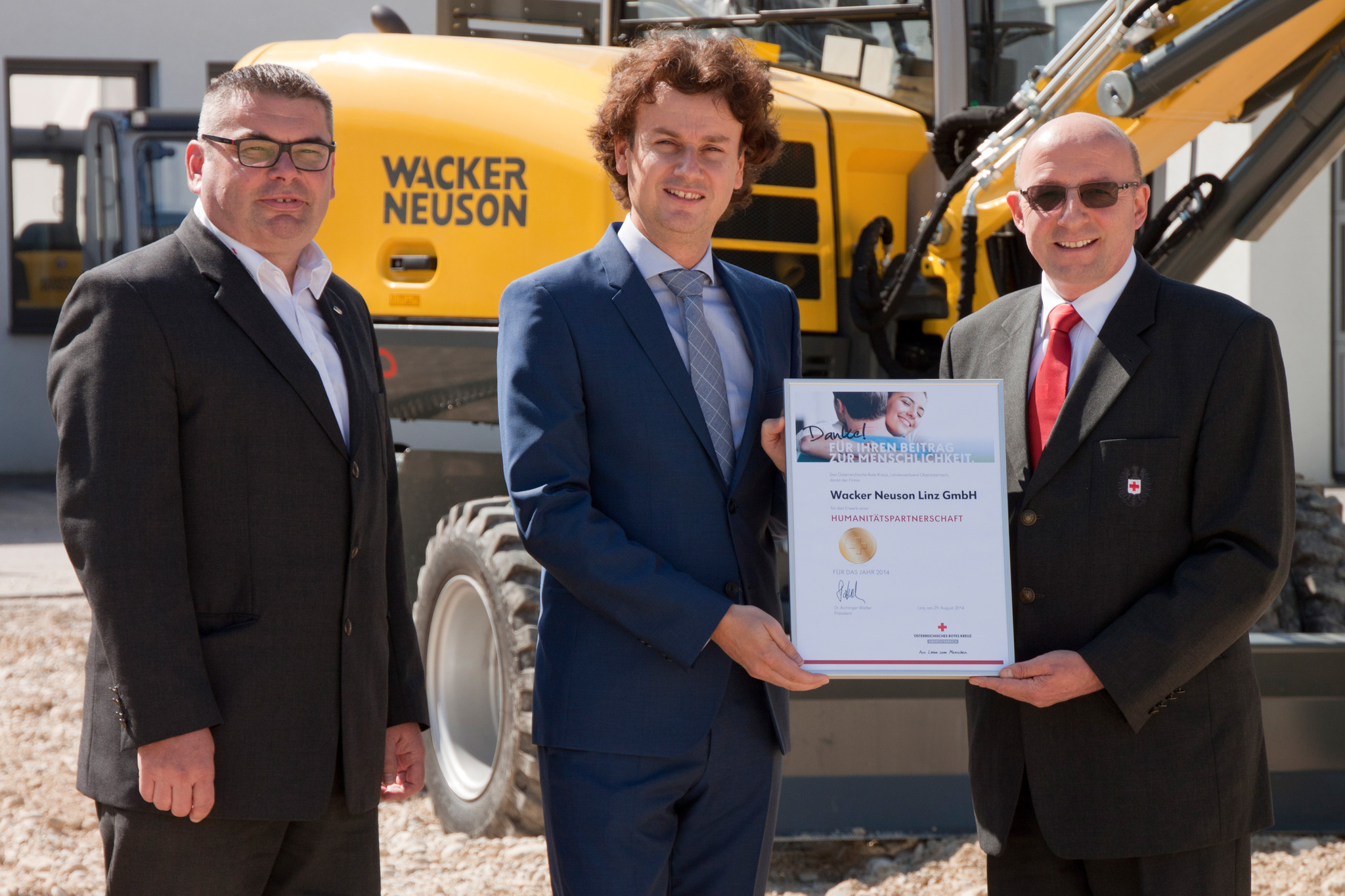 Rotes Kreuz und Wacker Neuson - eine humanitäre Partnerschaft - Linz