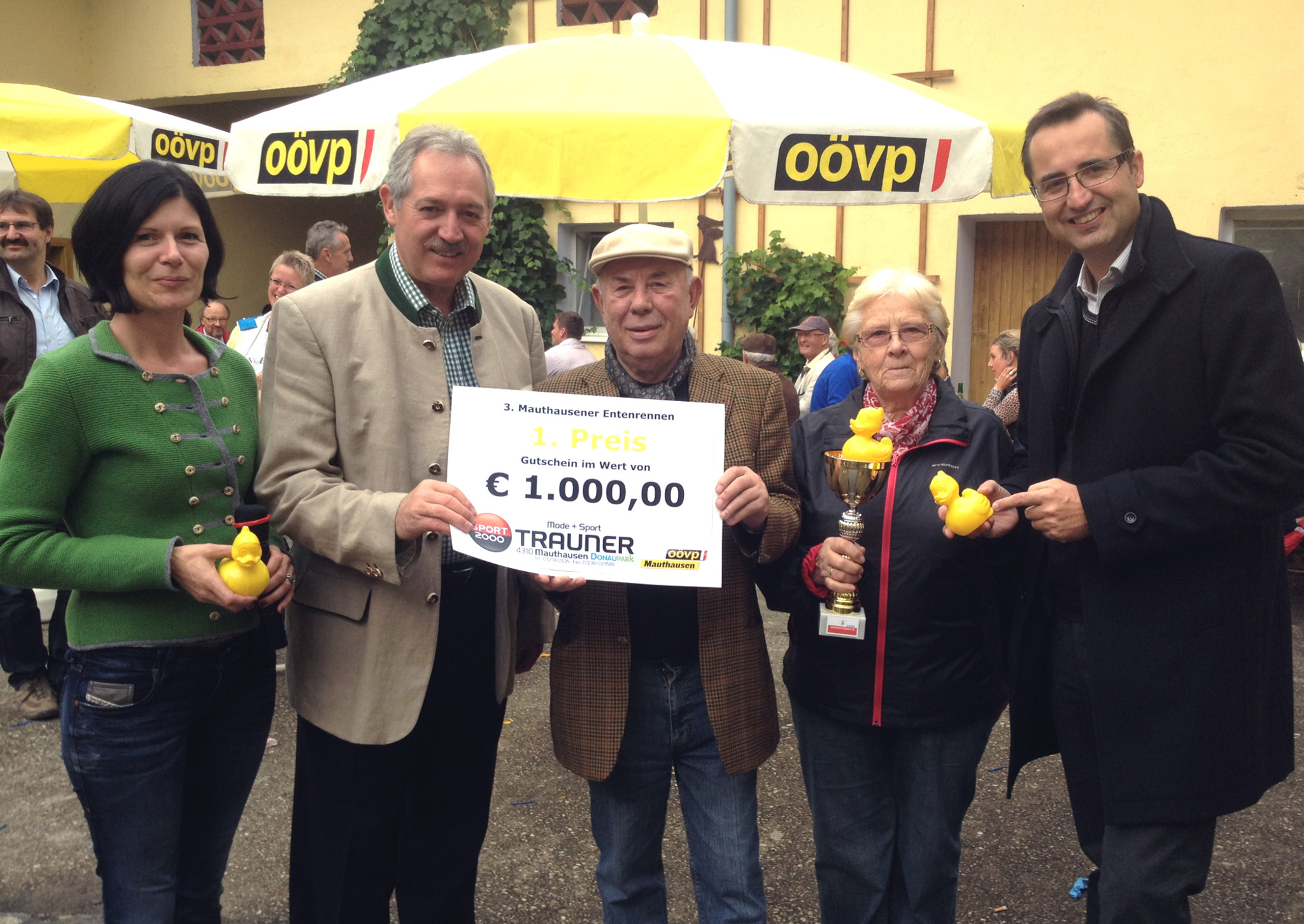 1500 gelbe Quietsch-Entchen in Mauthausen - Perg
