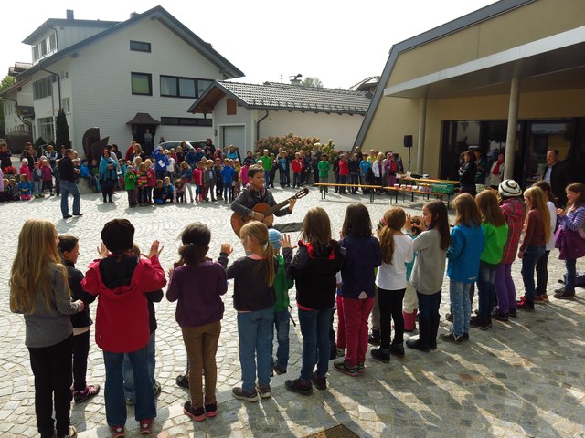 Blühende Straßen beim Mobitag in Lochen am See - Braunau