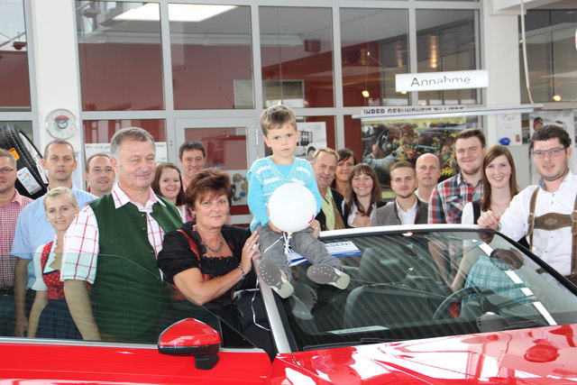 Blinder Bergsteiger im Autohaus Ortner - Perg