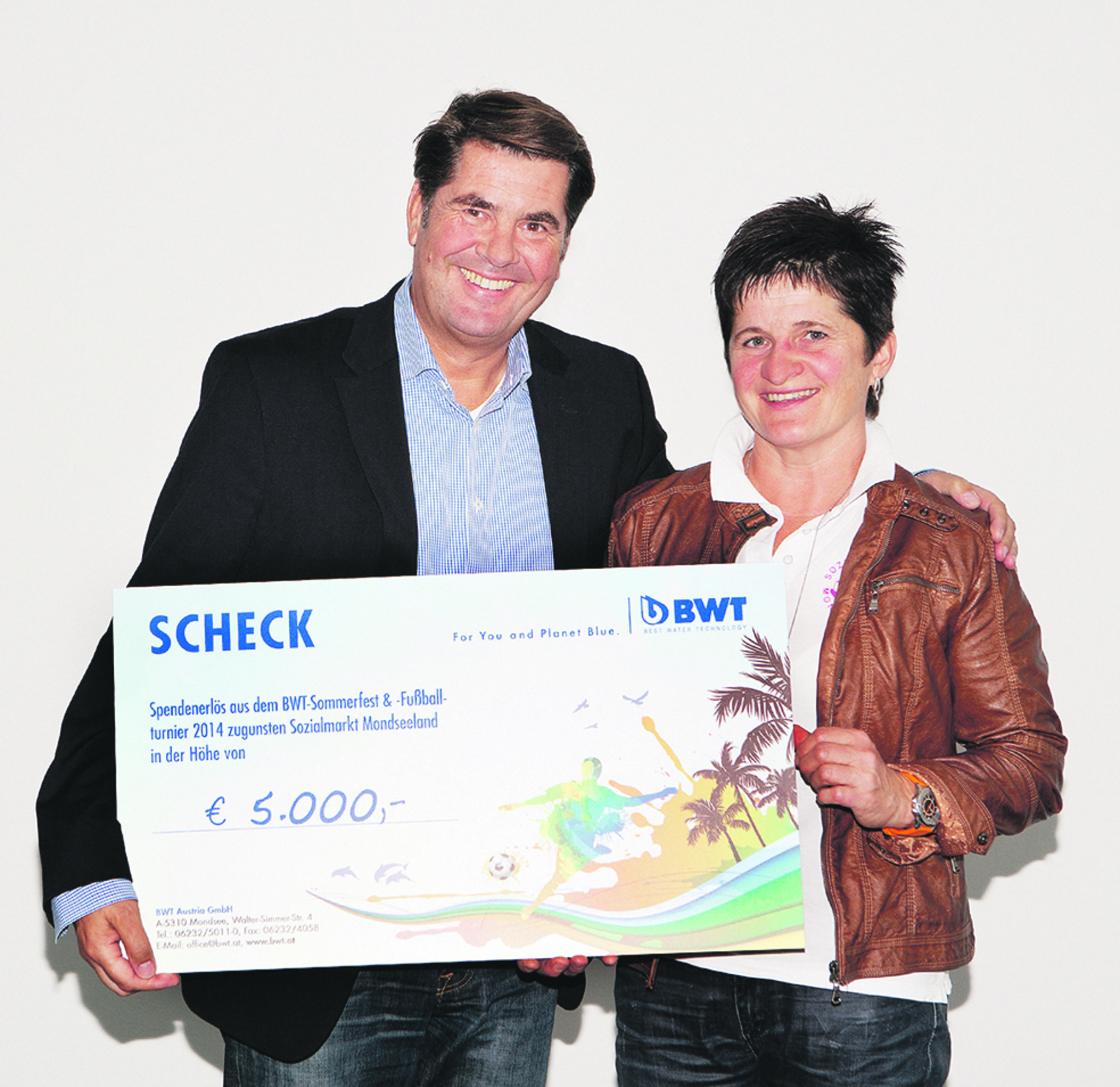 BWT–Mitarbeiter spenden für Sozialmarkt Mondsee - Vöcklabruck