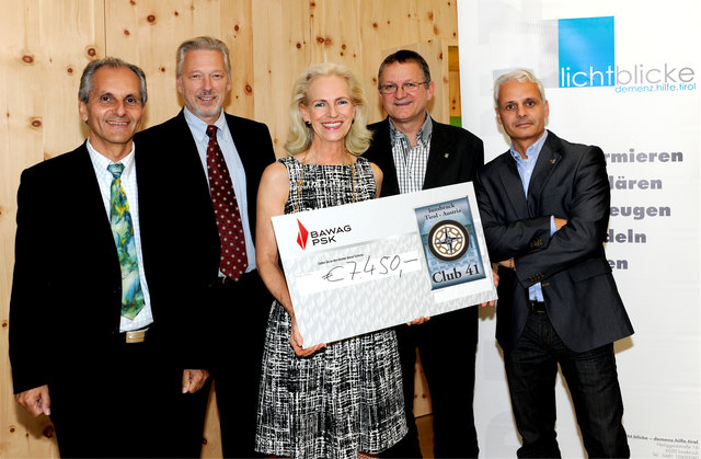 Charity-Abend Im Kurhaus für die Demenzhilfe - Hall-Rum