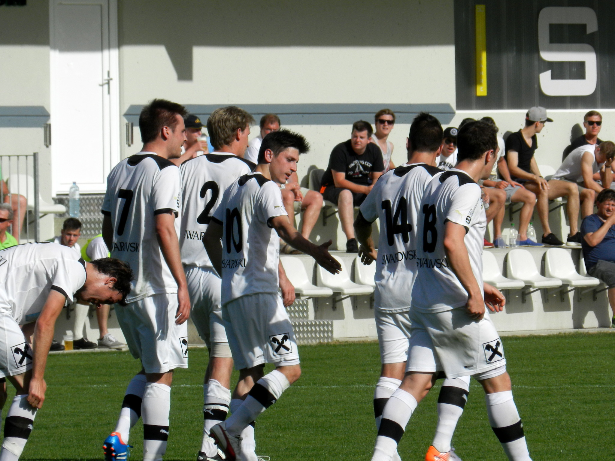 WSG Swarovski Wattens wahrt den Anschluss - Schwaz