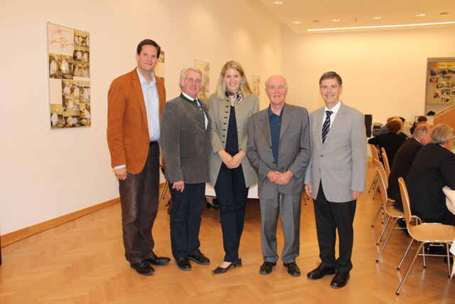 Akademikerbund-Treffen „unter Freunden“ in der Fachschule Tullnerbach ...