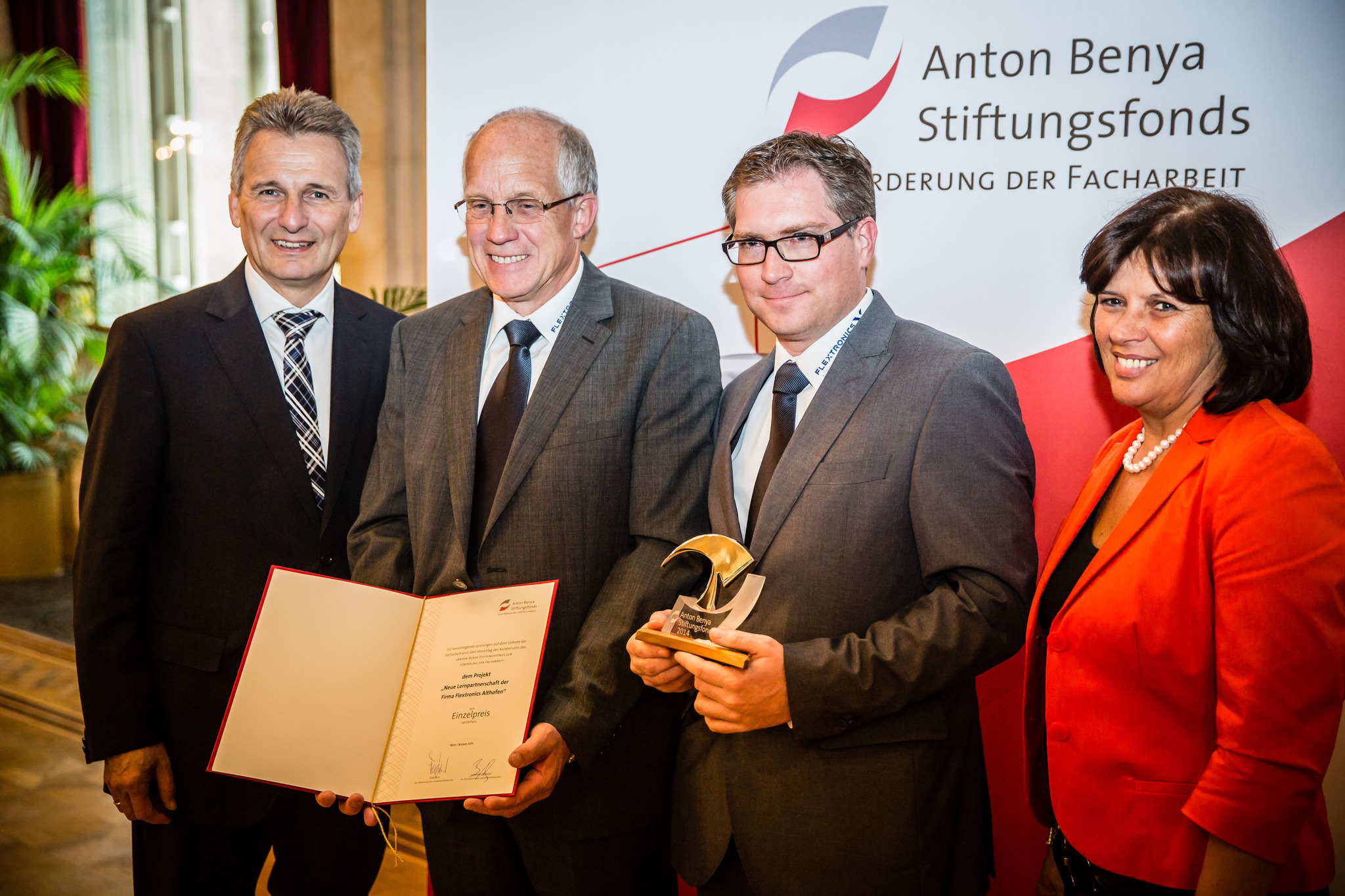 Flextronics erhielt Anton-Benya-Preis - St. Veit