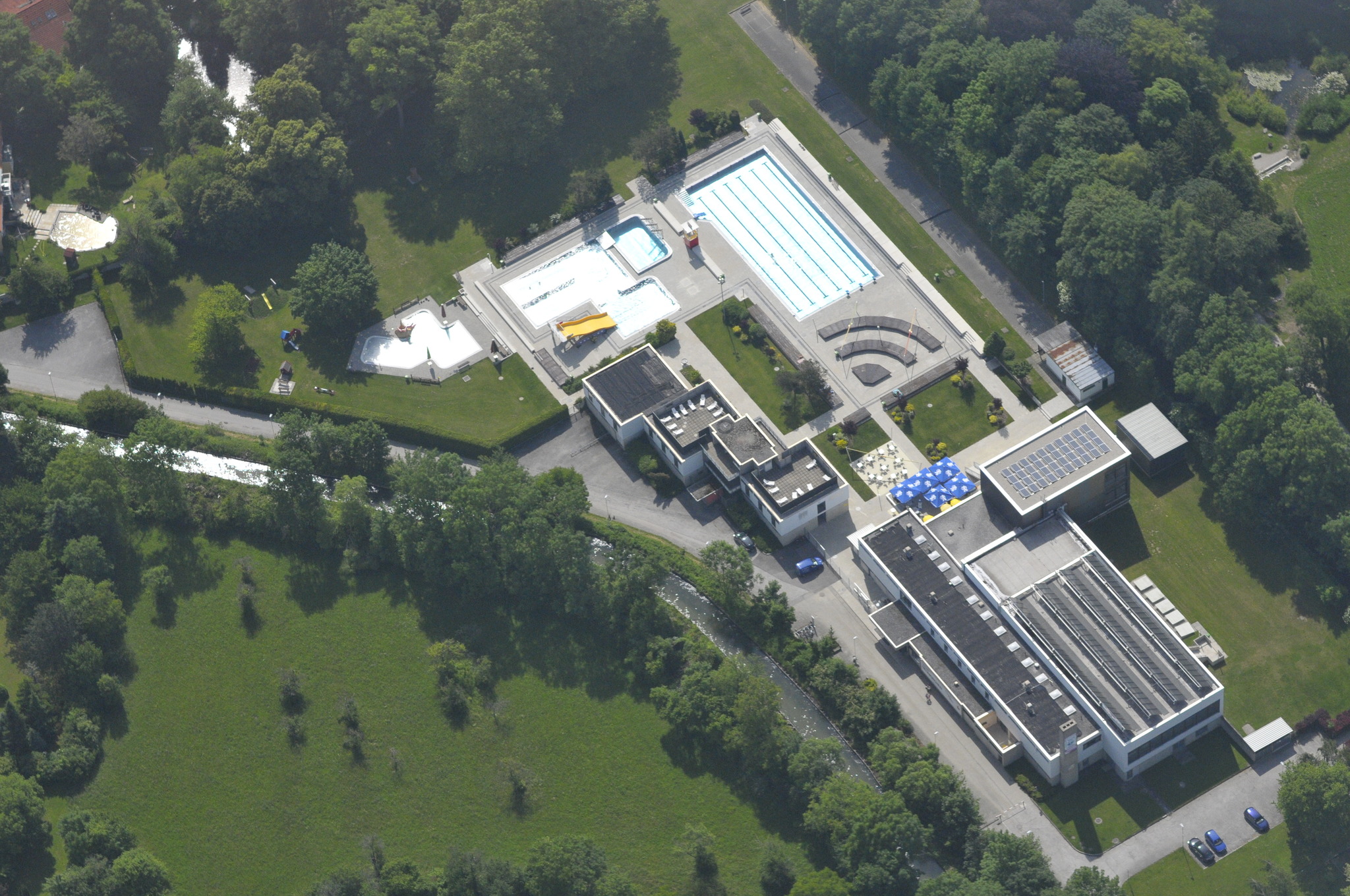 Sturmschäden am Hallenbad - Neunkirchen