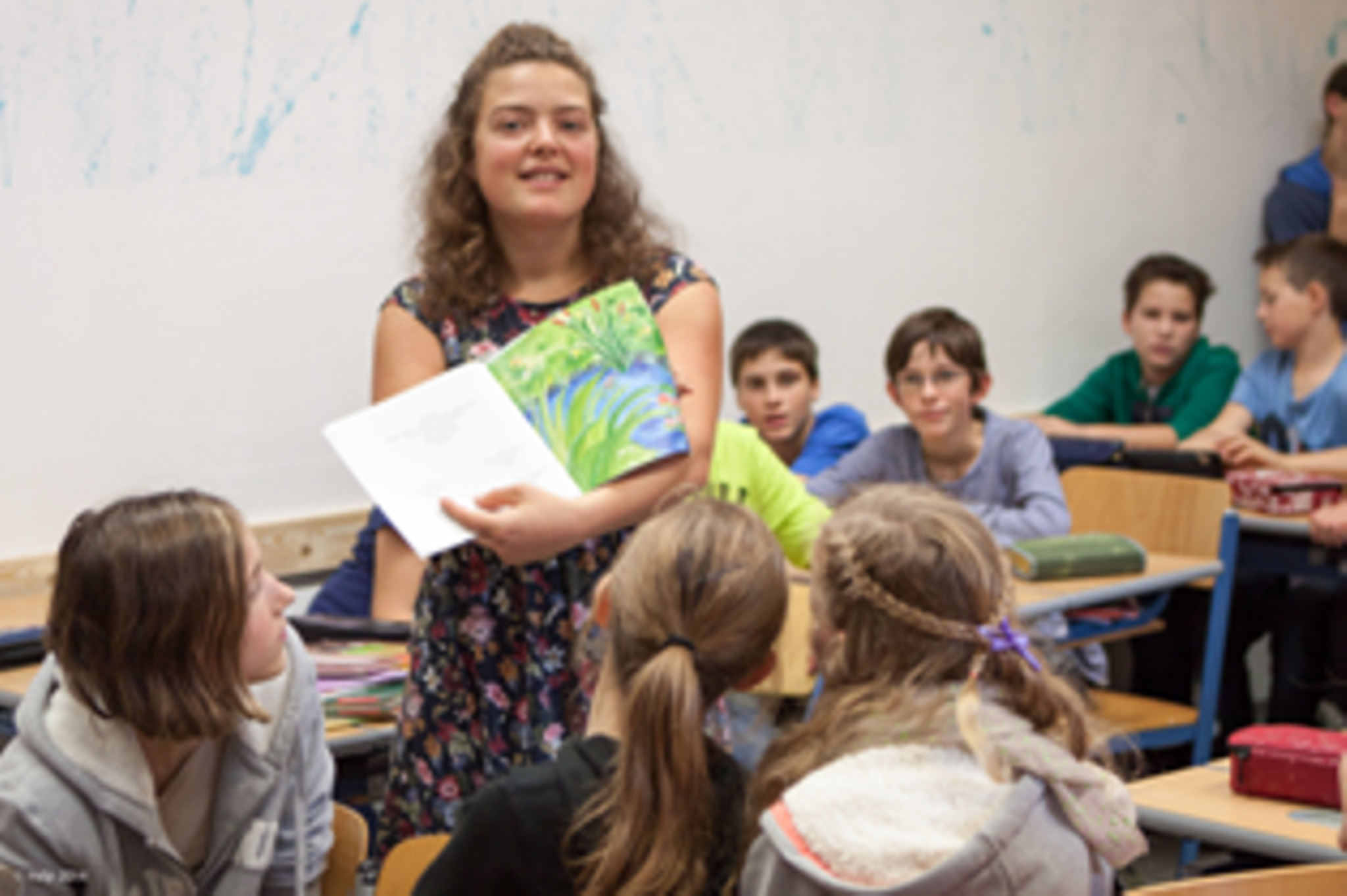 Kinderbuchautorin Hannah Vulcana Kriechbaum zu Gast am RG Lambach ...