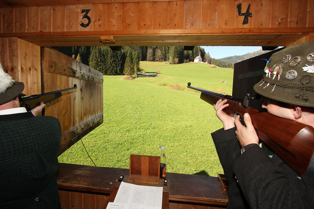 Traditionelles Abschießen des privilegierten Schützenvereins Gosau ...