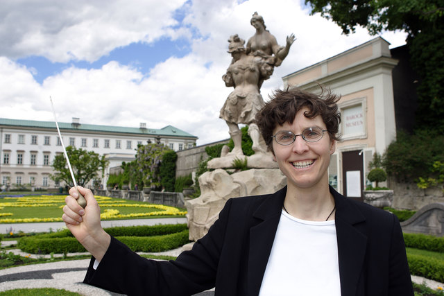 Elisabeth Fuchs verabschiedet sich bis Februar in die Babypause ...