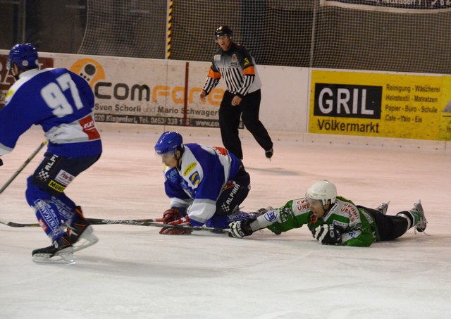 Eishockey: VST Adler Völkermarkt - ESC Steindorf 0:8 (0:2 0:4 0:2 ...