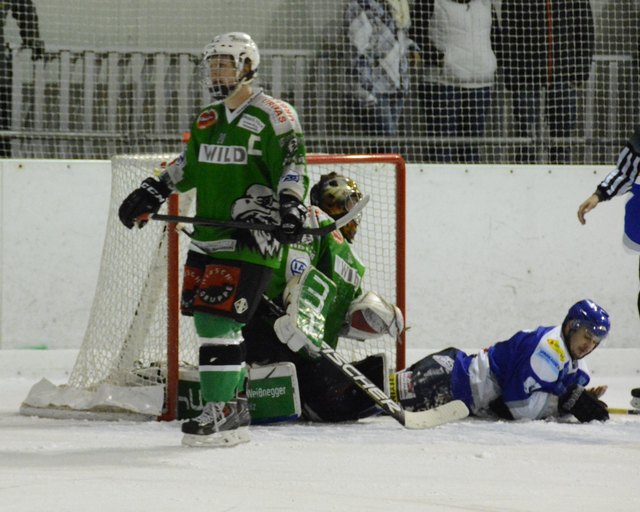 Eishockey: VST Adler Völkermarkt - ESC Steindorf 0:8 (0:2 0:4 0:2 ...