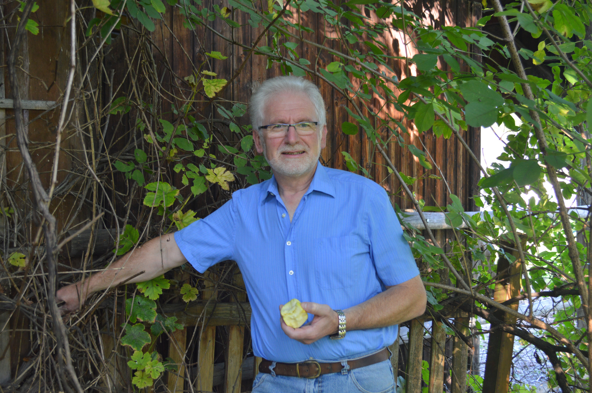 Karl Pumberger-Kasper präsentiert Geschichten mit Kern - Ried