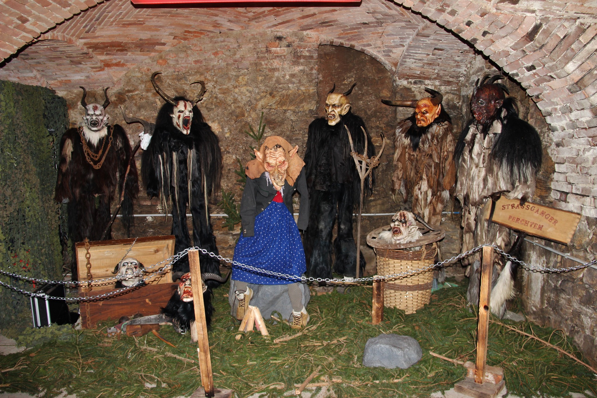 Krampus- und Perchtenmaskenausstellung in Graz! - Graz