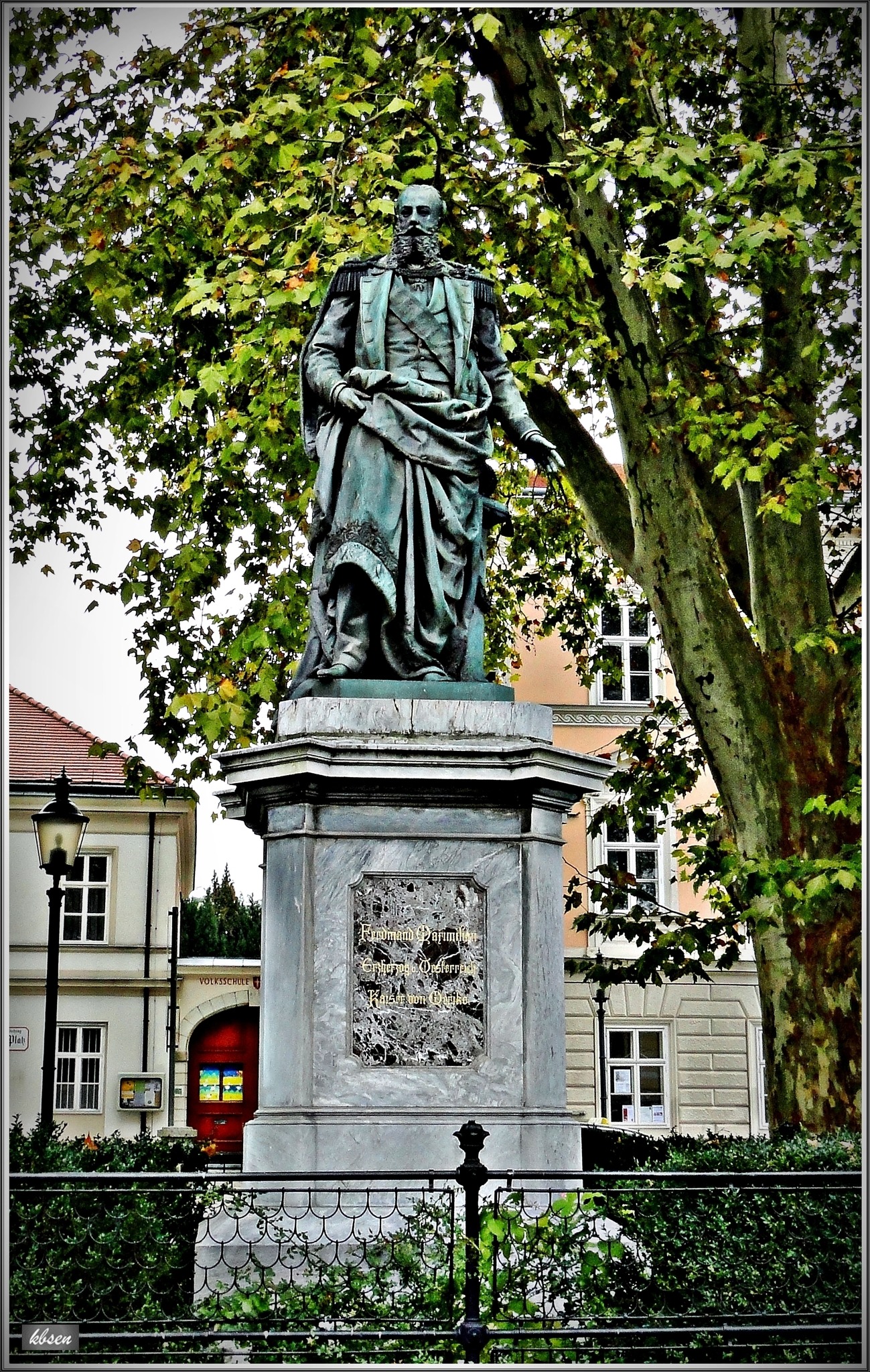 Erzherzog Ferdinand Maximilian Denkmal - Hietzing