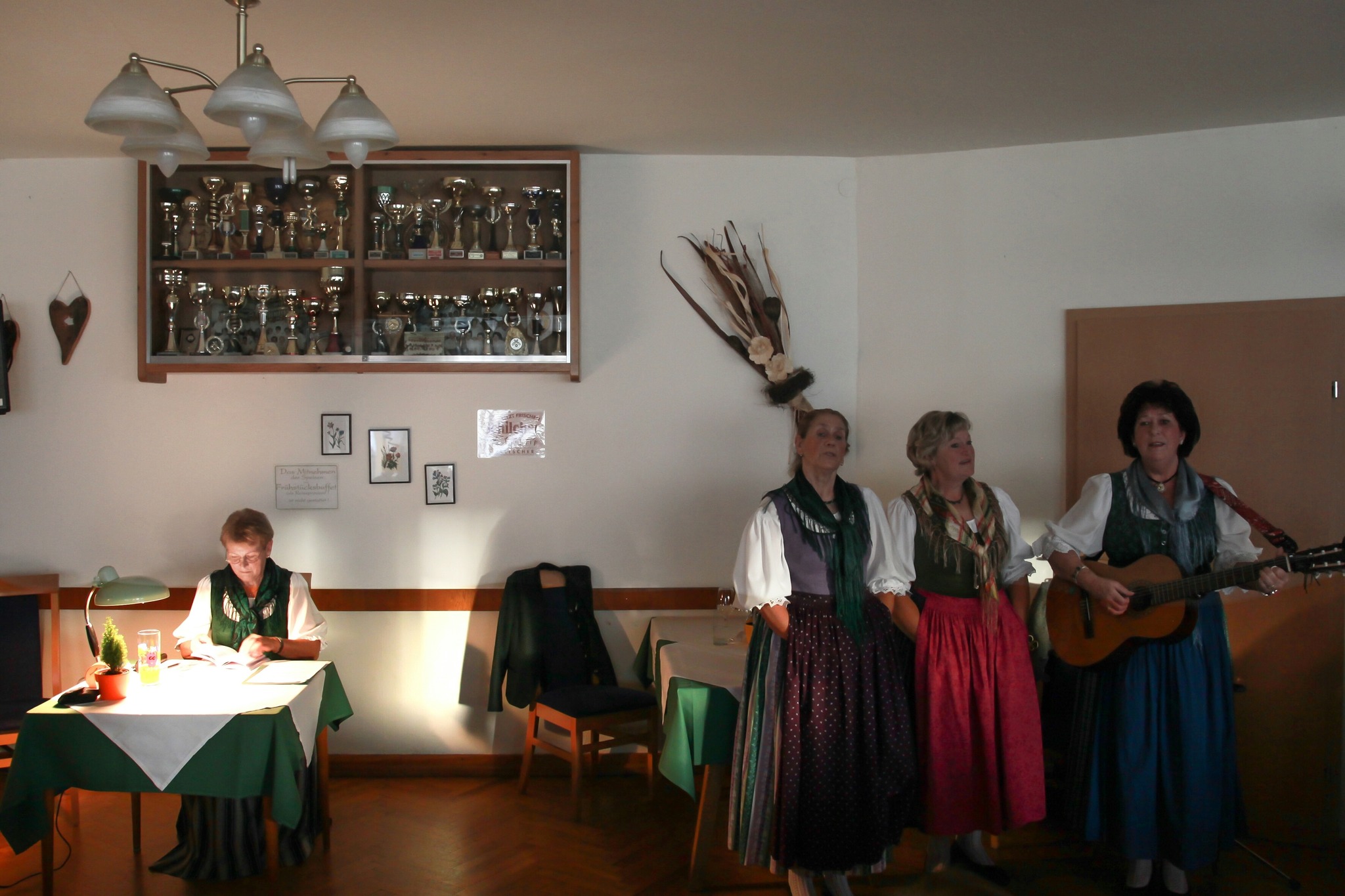 Maria Schneider aus Turnau präsentierte ihr drittes Buch - Bruck an der Mur