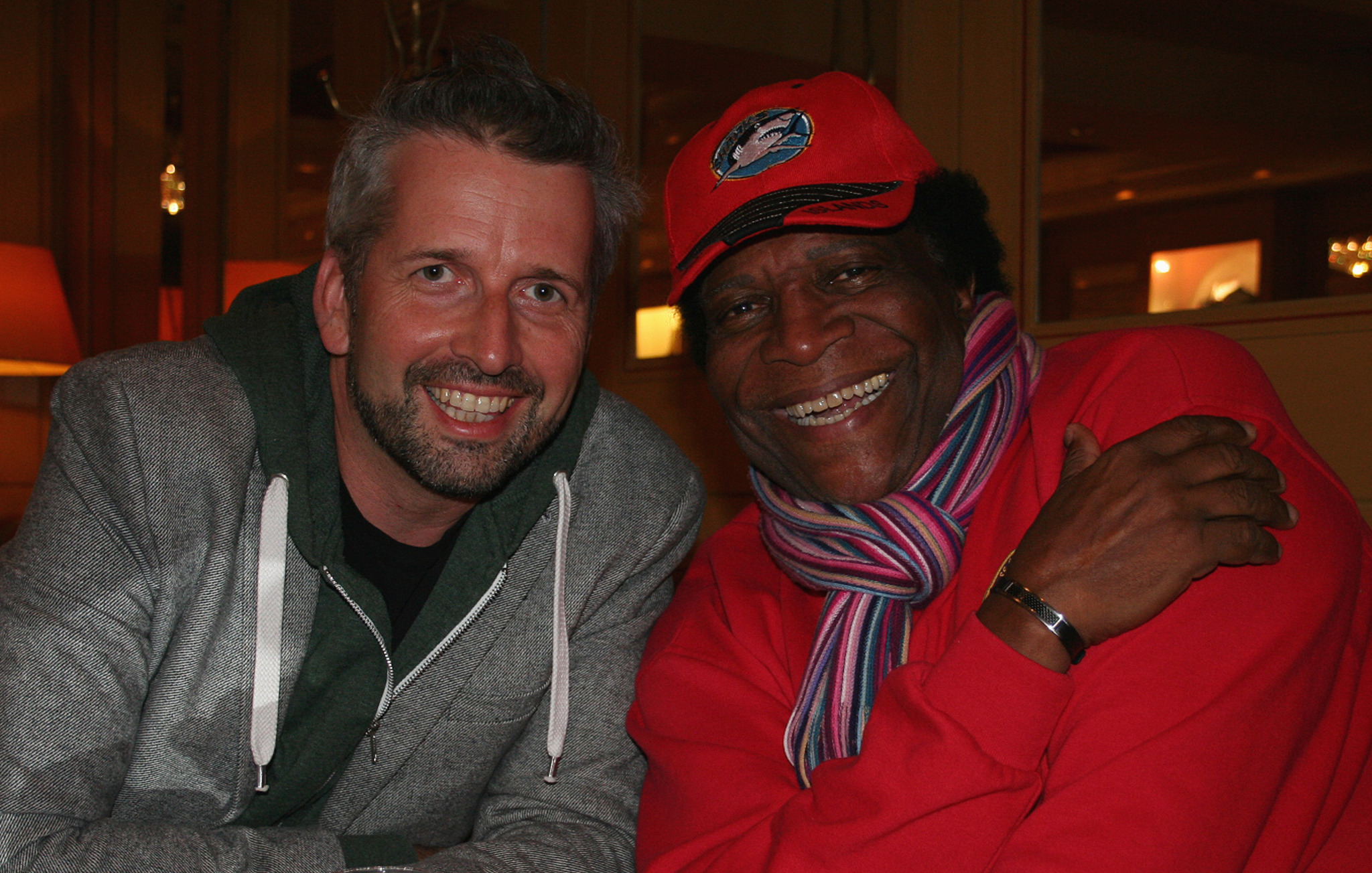 Bernie Magenbauer und Roberto Blanco sind “Am Holzweg nach Santiago ...