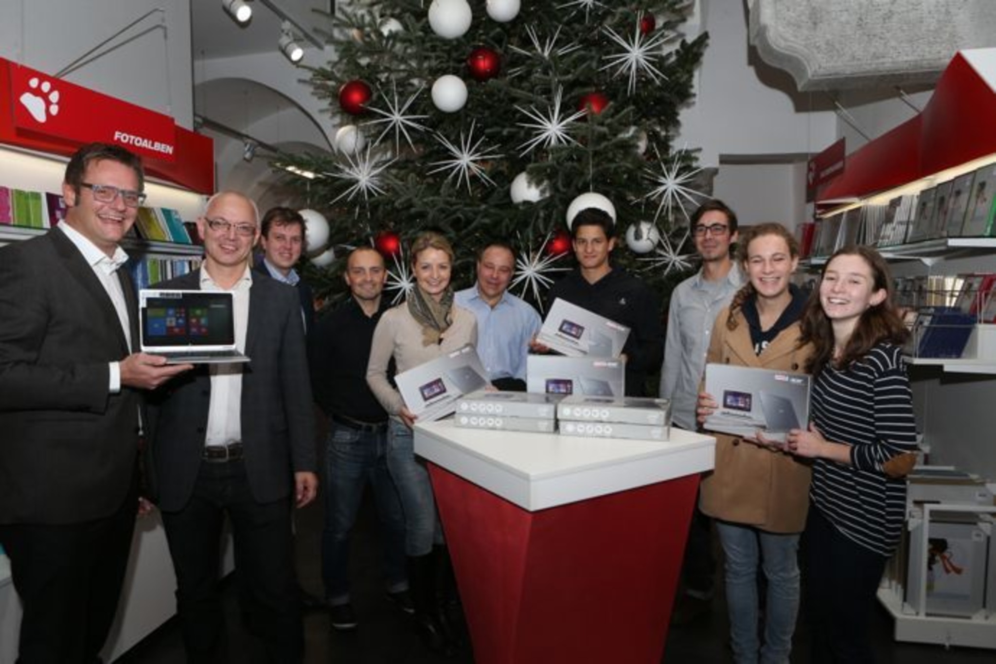 Vorweihnachtliche Freude beim BG Steyr - Steyr & Steyr Land