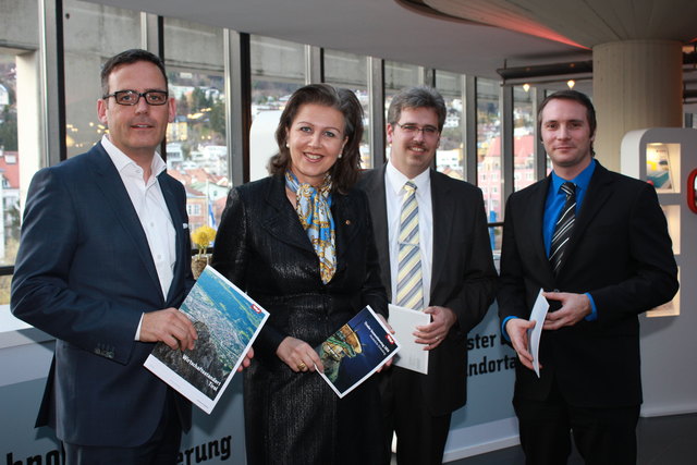 Industrie 4.0: Wettbewerbsfähigkeit durch Vernetzung - Innsbruck