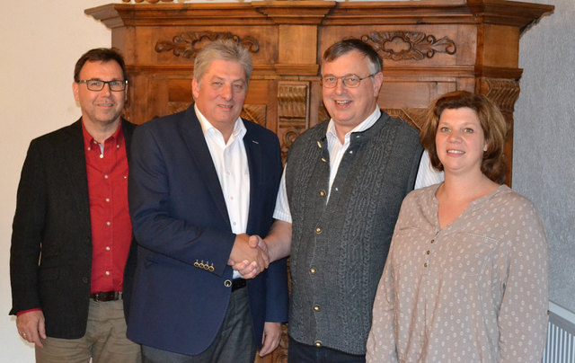 Gosauer Bürgermeister tritt zurück – Friedrich Posch wird Nachfolger ...