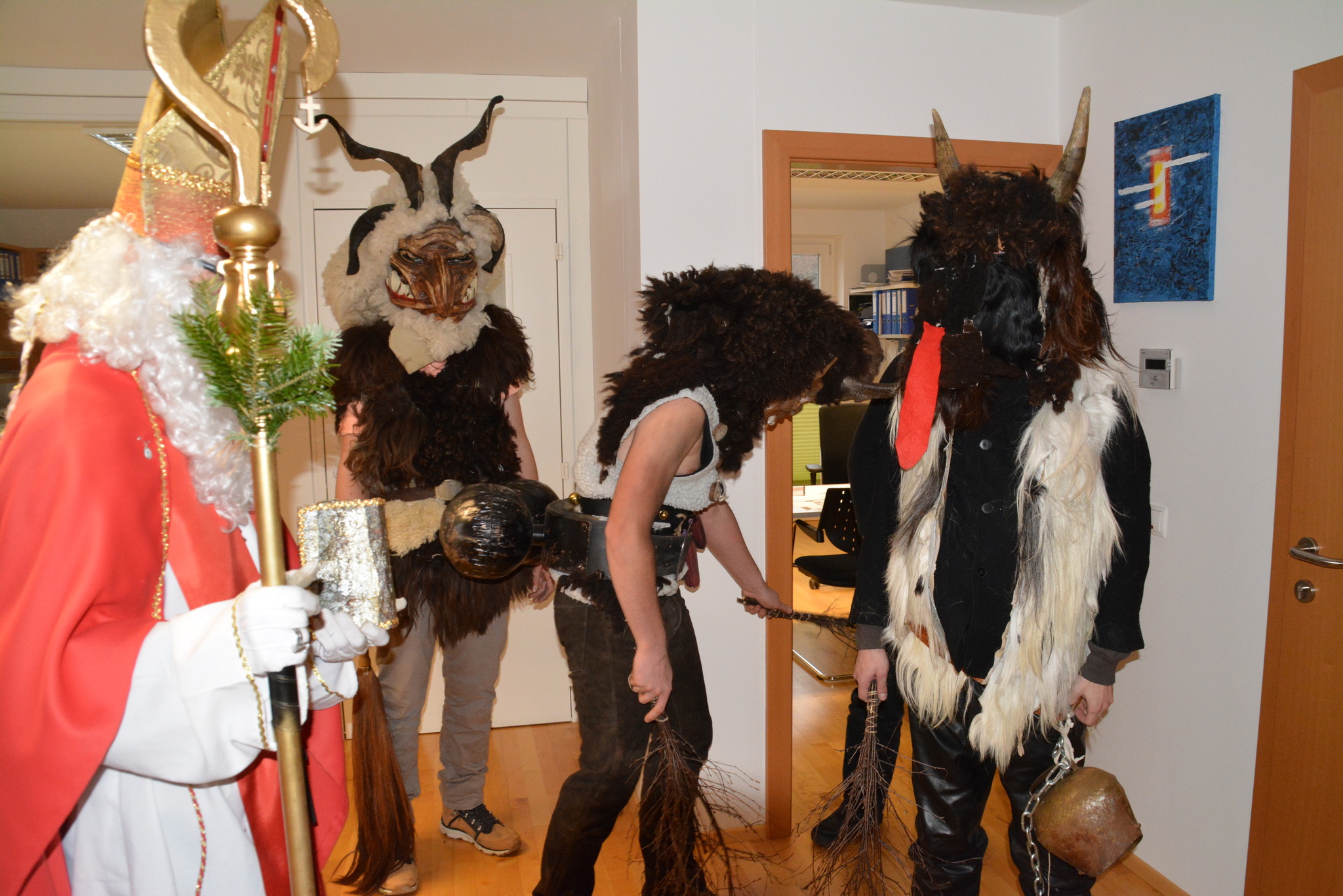 Krampus und Nikolaus besuchten das Bezirksblatt Lungau - Lungau