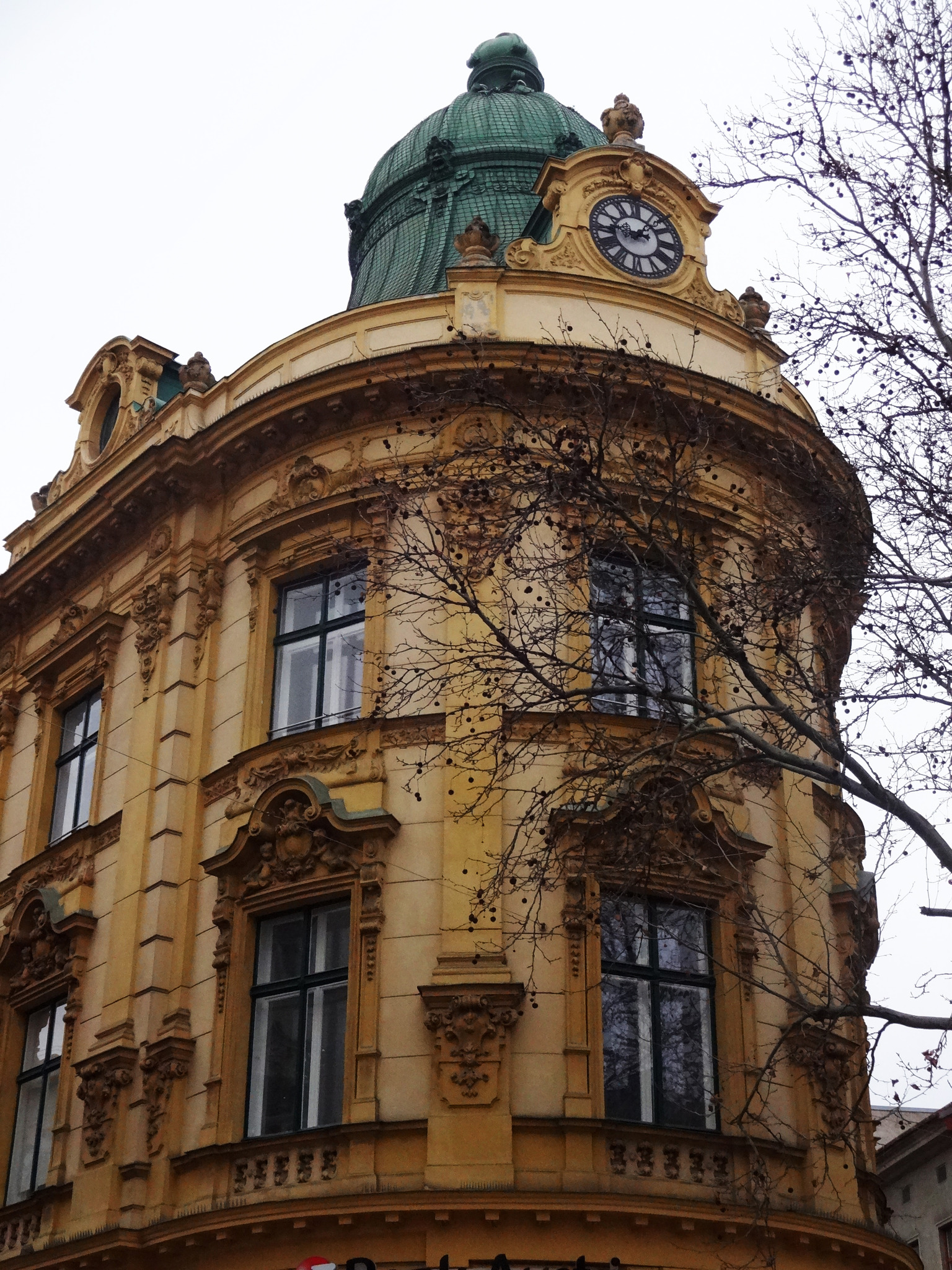 Ullmannstraße 44 - Rudolfsheim-Fünfhaus