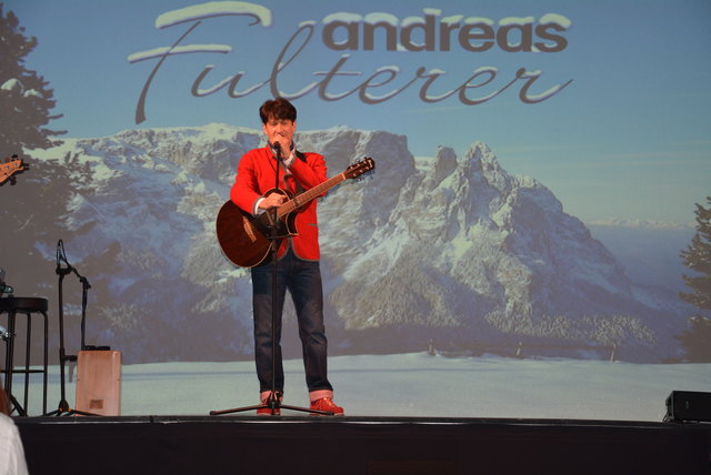 Andreas Fulterer begeistert mit Weihnachts-Konzert - St. Veit