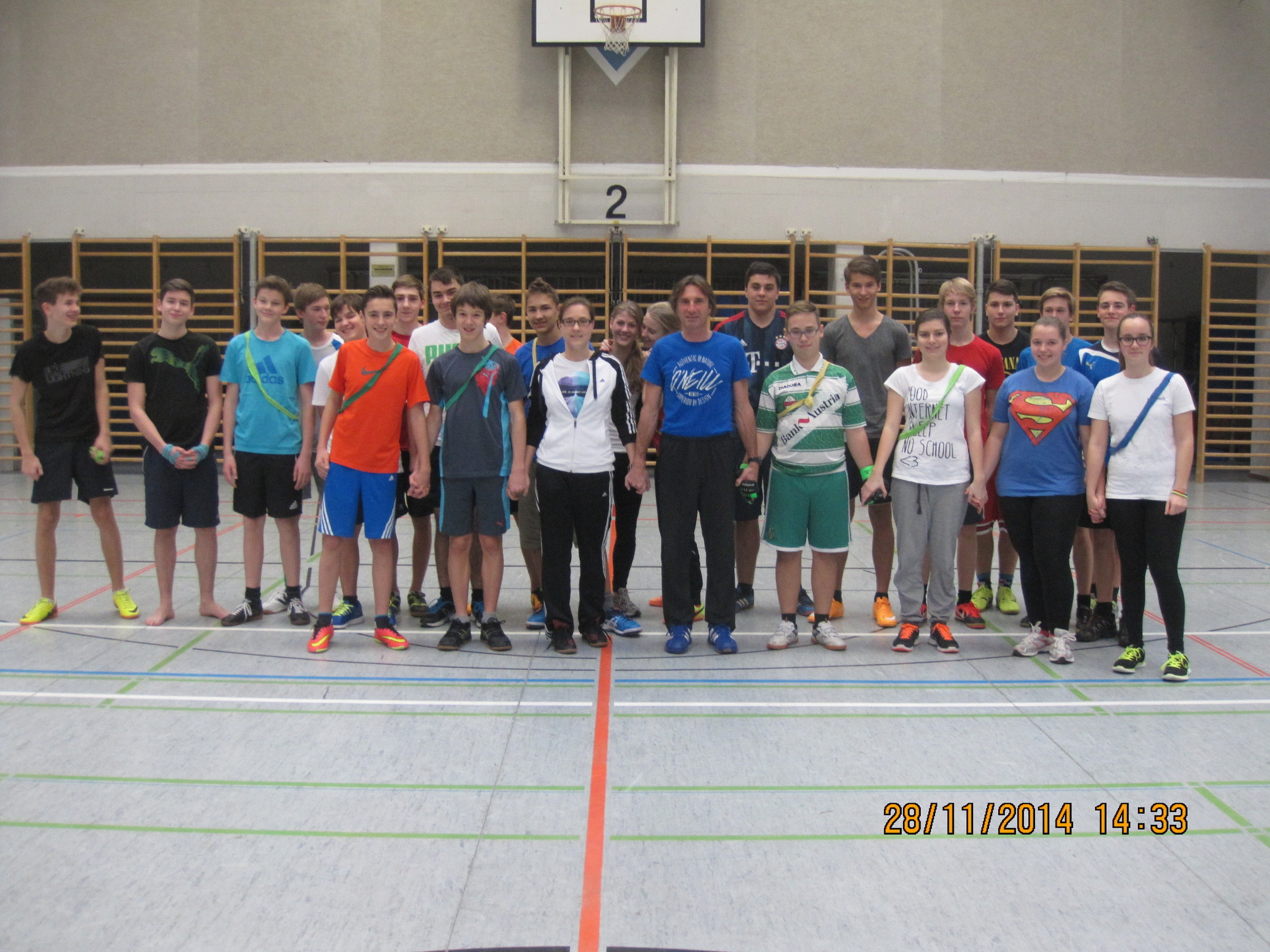 Fußballturnier am RG Lambach im Gedenken an den Ersten Weltkrieg - Wels ...