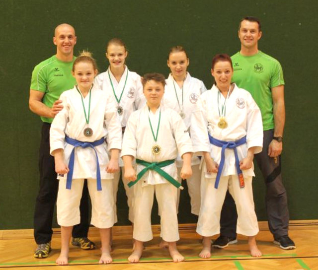 Weizer Karateka holen Medaillen bei steirischen Meisterschaften - Graz ...