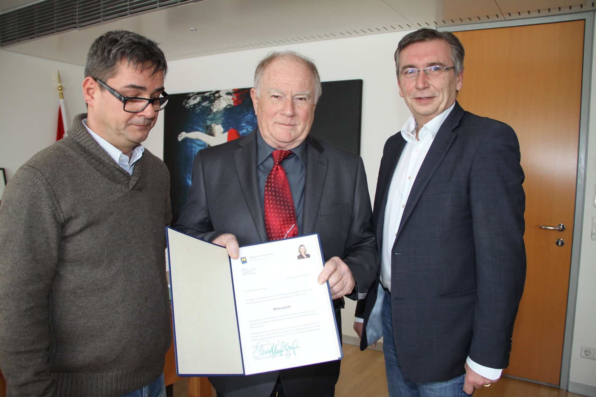 Exmotorradrennfahrer WOLFGANG STROPEK für seine Verdienste geehrt ...