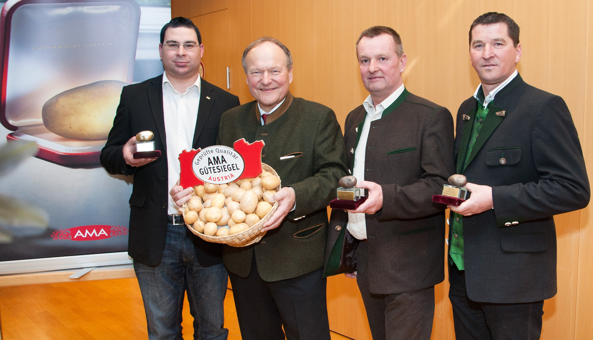 "Goldener Erdapfel" geht in Bezirk Tulln - Tulln