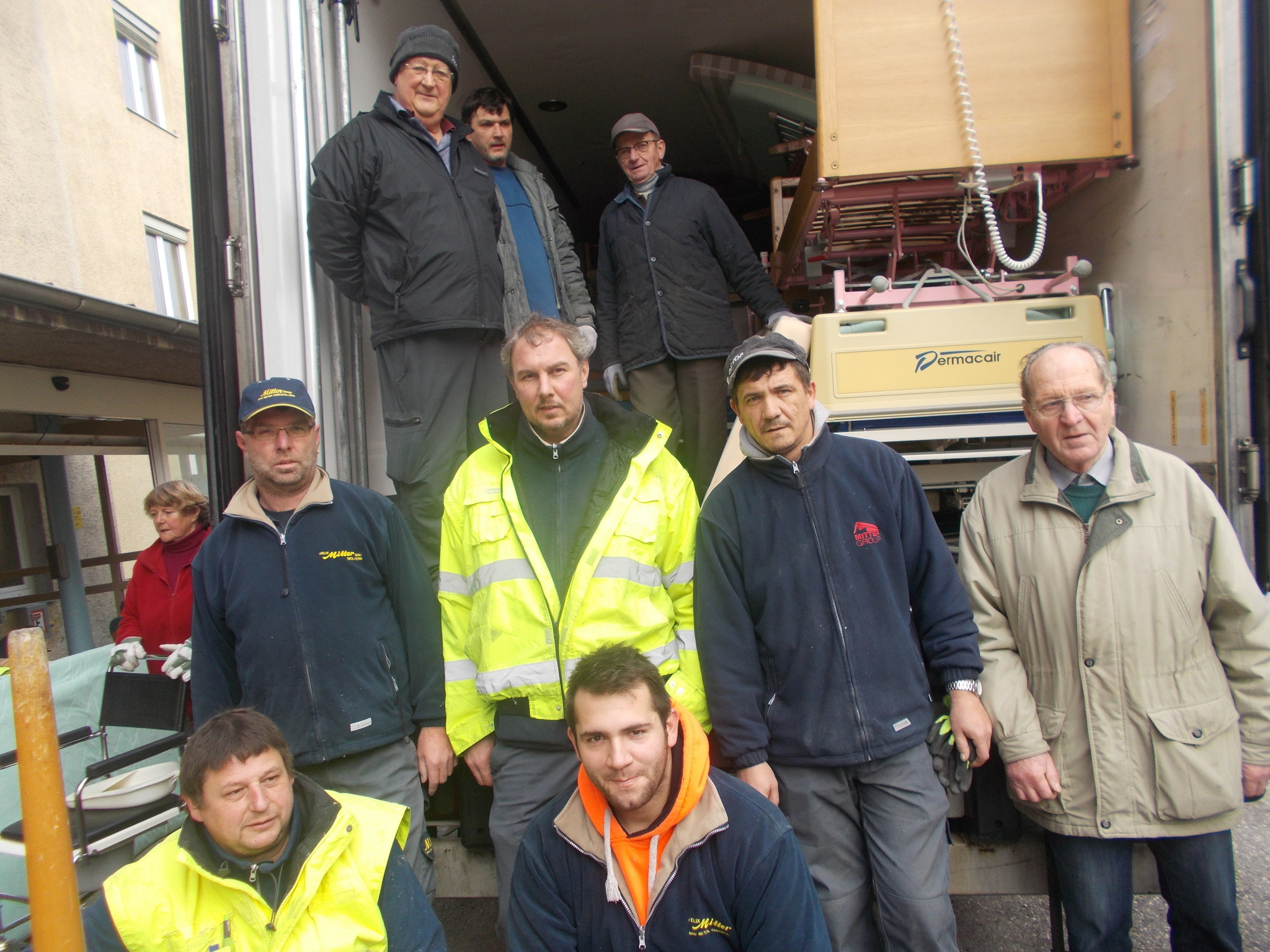 Mitter Group unterstützt Hilfstransport in die Slowakei - Steyr & Steyr Land