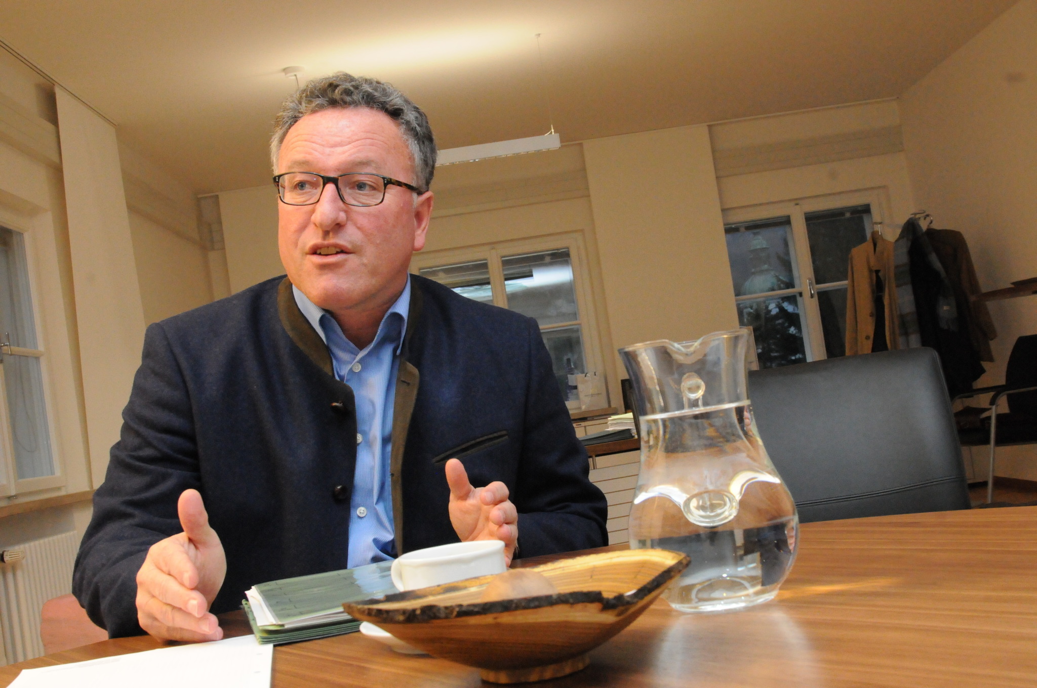 Schellhorn verspricht: Weniger Obrigkeit, mehr Hilfe für Familien ...