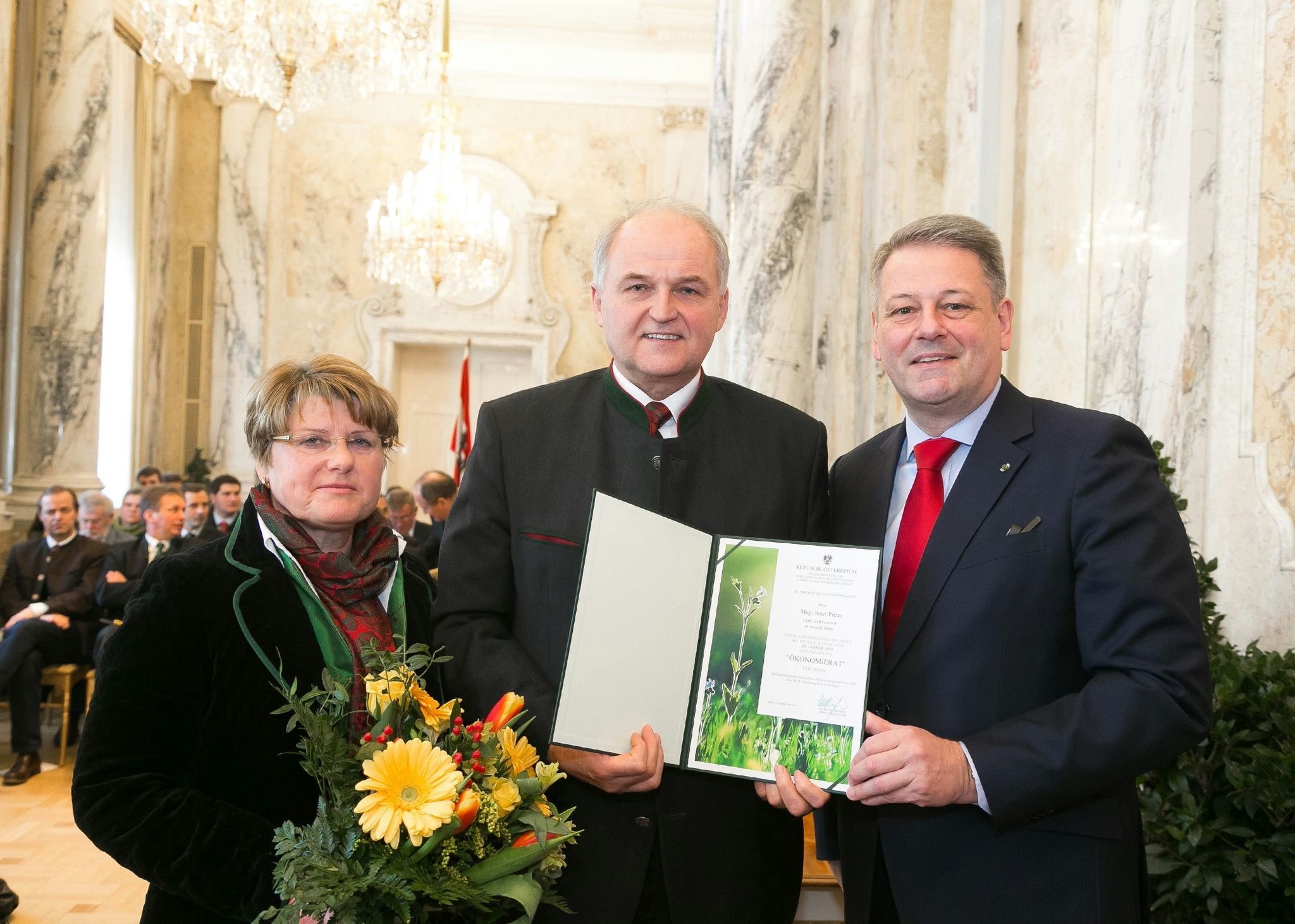 Josef Pitzer zum Ökonomierat ernannt - Liezen