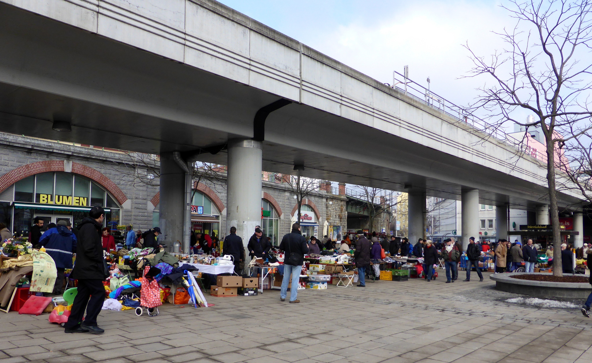 FLOHMARKT U3 Ottakring - Ottakring