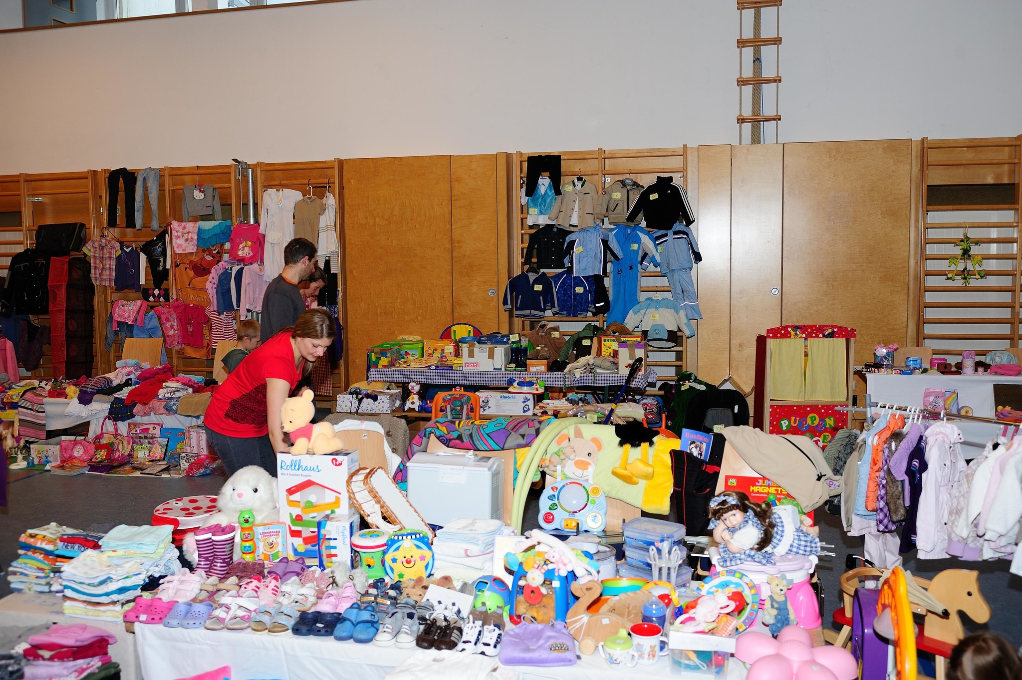 Flohmarkt für Kindersachen - Schwaz