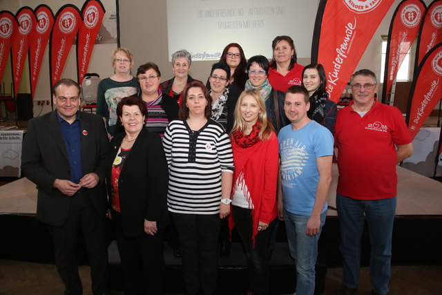 Gänserndorfs Kinderfreunde zeigen Herz - Gänserndorf