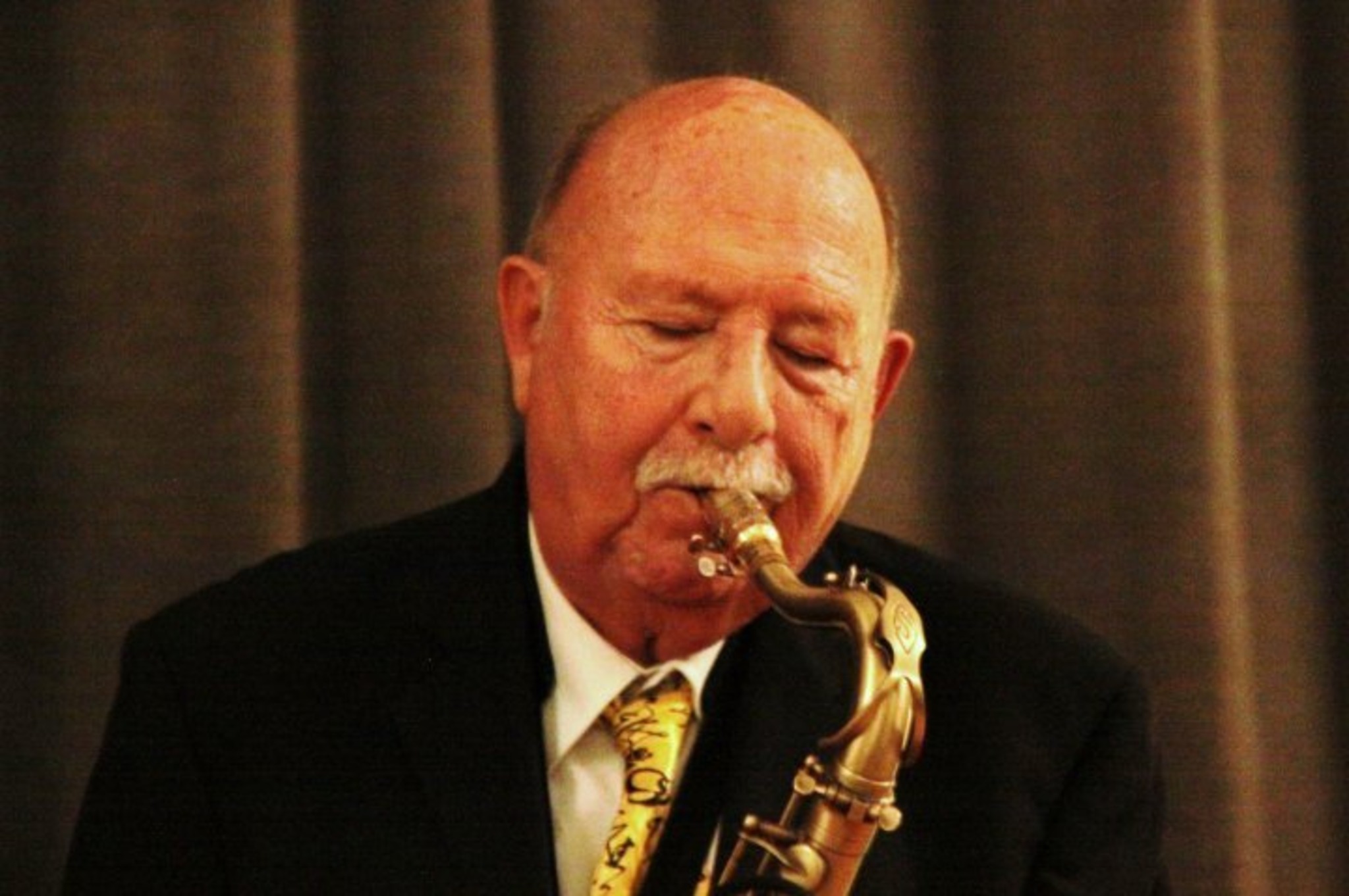 The Golden Age of Swing im Weingut Langes mit Stargast Hans Salomon ...