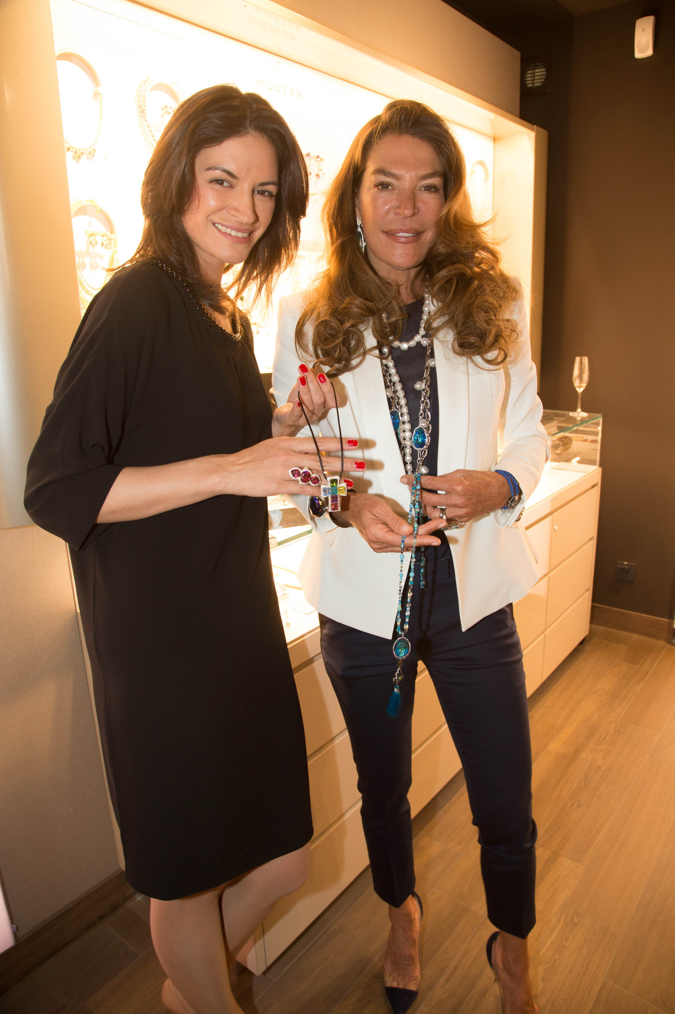 Cocktail und Diamanten im neuen Cadenzza Store Salzburg - Salzburg-Stadt