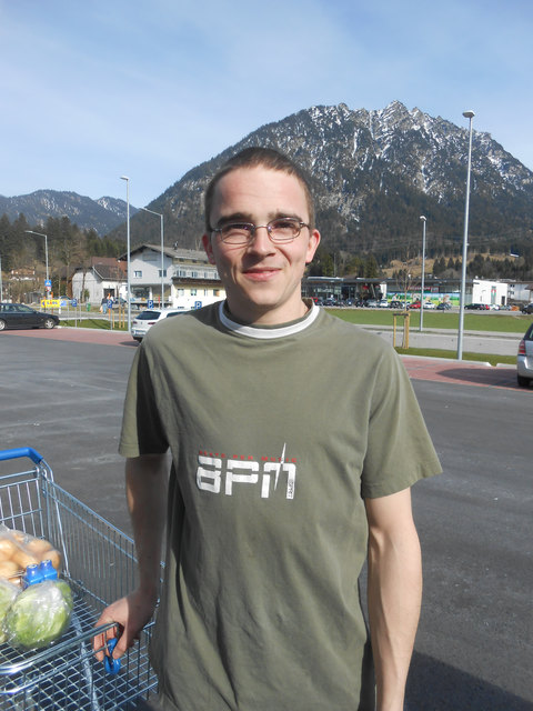 Umfrage: „Treiben Sie regelmäßig Sport?“ - Reutte