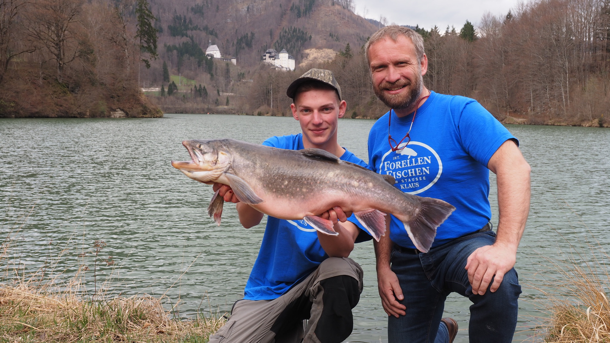 Rekordsaiblinge im Stausee Klaus gefangen - Kirchdorf