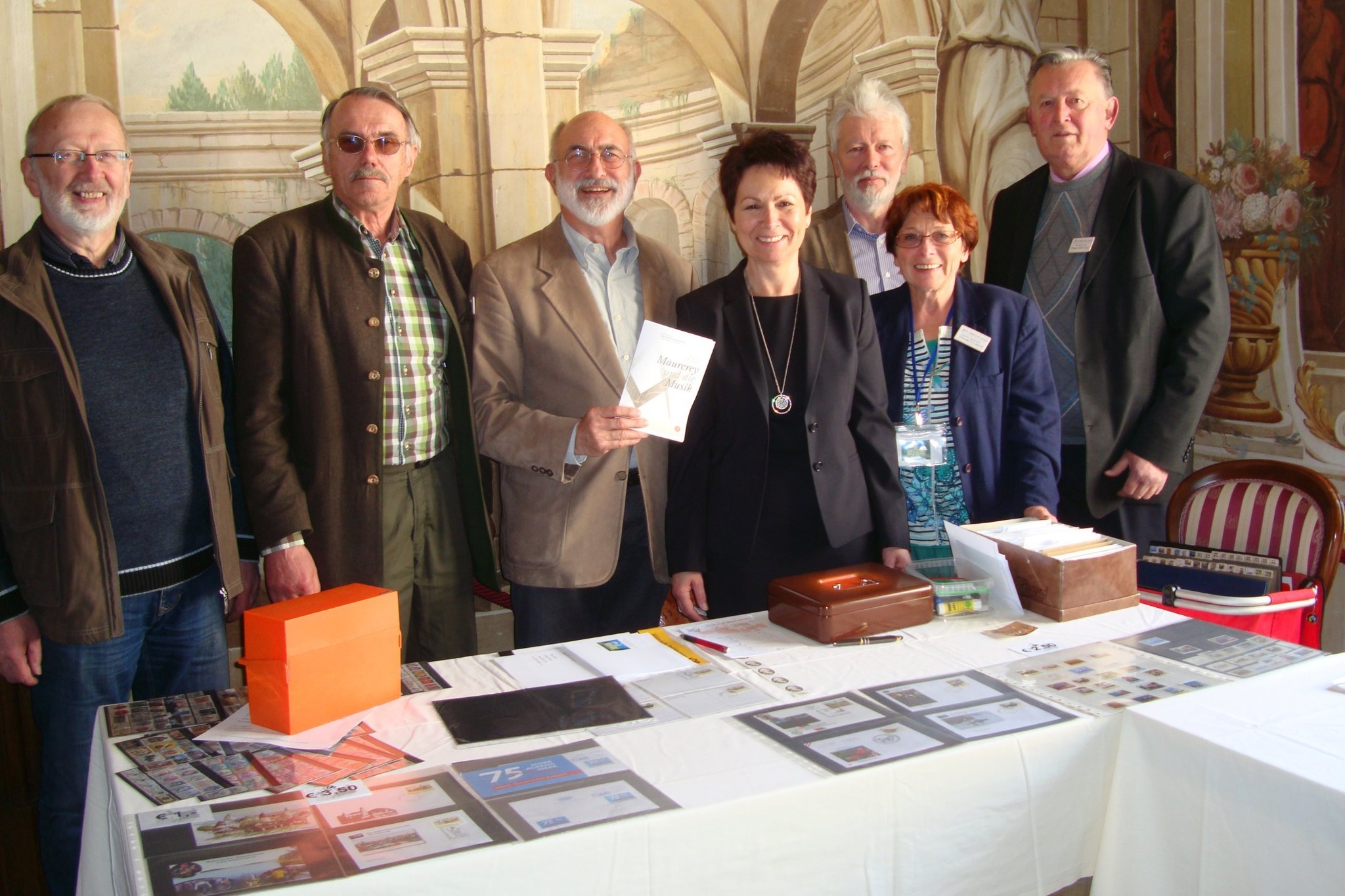 Briefmarkenausstellung in Schloss Rosenau - Gmünd