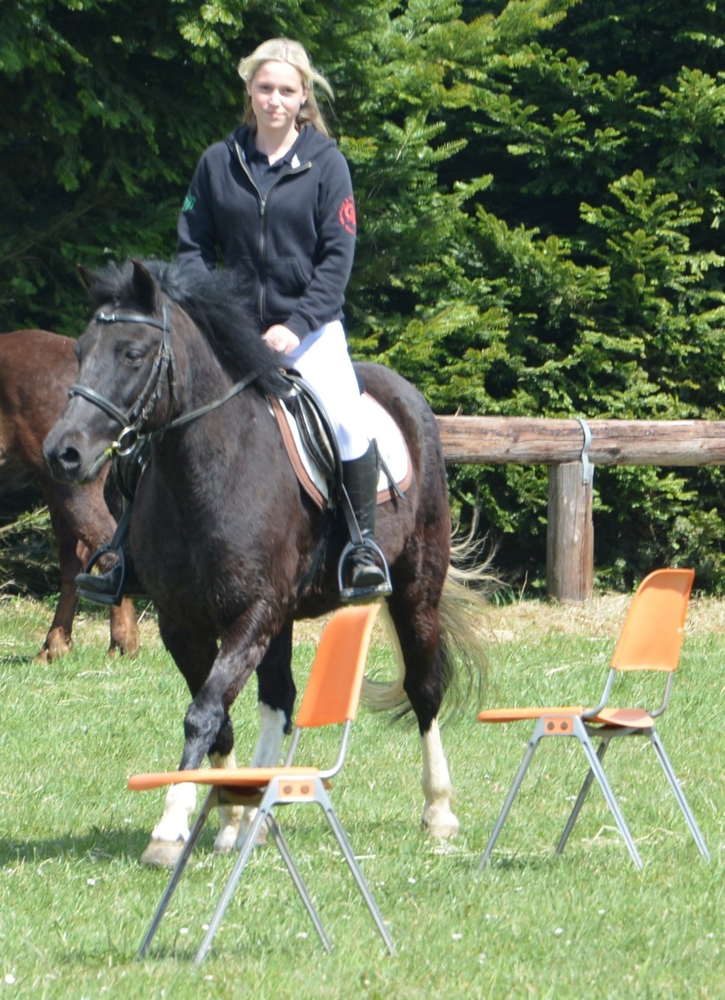 Anja Binder besticht mit großem Geschick - Perg